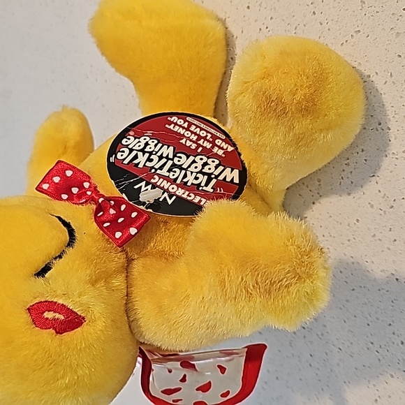 Dan Dee | Other | Vintage 9s Dan Dee Tickle Tickle Wiggle Wiggle Smiley ...